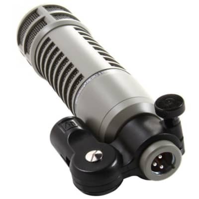 EV RE20 Professional Broadcast Announcer Voiceover Mic | Reverb