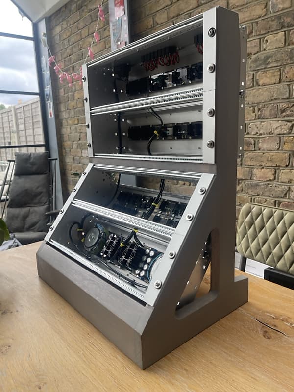 Custom 12U 84HP 19" 4 Row Eurorack Case - Silver | Reverb UK