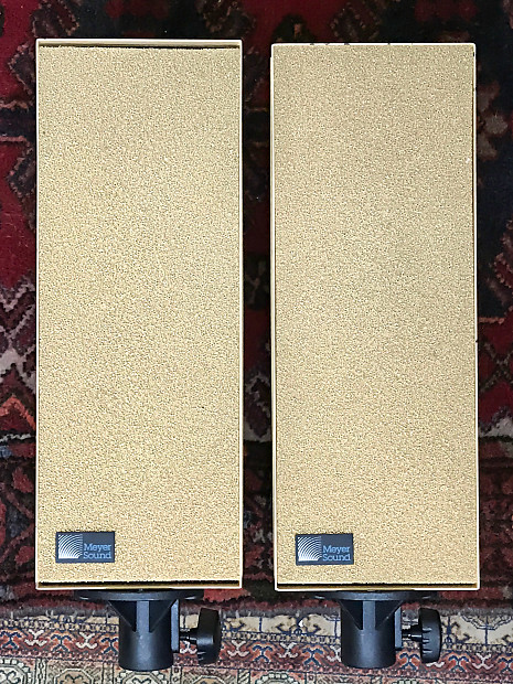 Meyer UPM-1P Self-Powered Ultra Compact Wide Speaker Pair: | Reverb