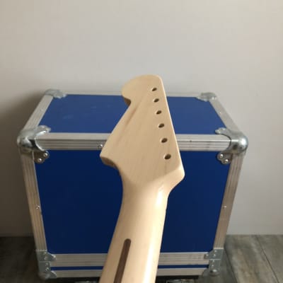 Jazzmaster Maple Neck with Gloss Lacquer Finish - Fits USA | Reverb UK