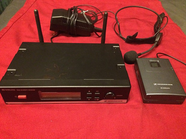 Sennheiser XS Wireless True Diversity EM 10, sk20 transmitter | Reverb