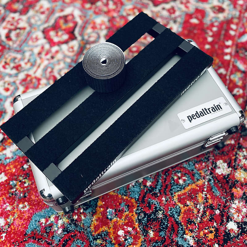 Pedaltrain Metro 16 Mini Pedalboard w/ Hard Case - Black | Reverb