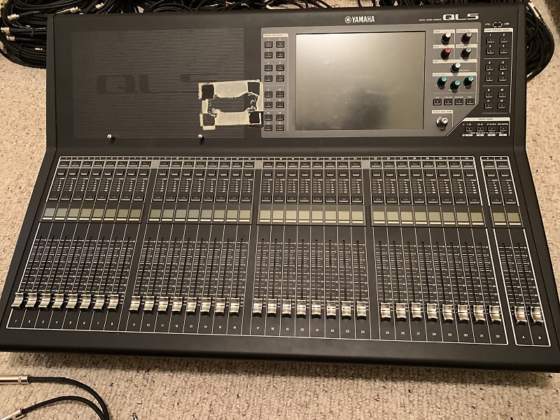 Yamaha QL5 Digital Mixer | Reverb