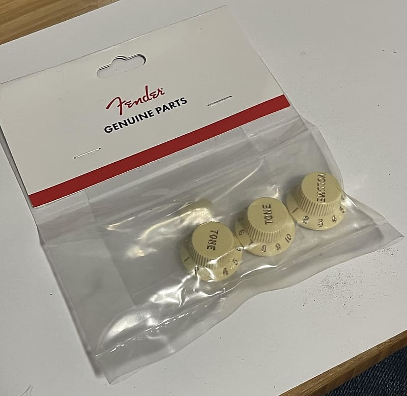Fender Knob Set, Strat, Aged White - Aged White | Reverb