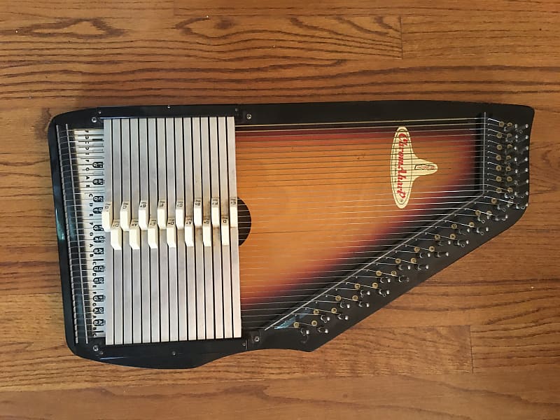 ChromAharp 15 Chord Chromaharp Autoharp (RB1545) EST. 1980s | Reverb