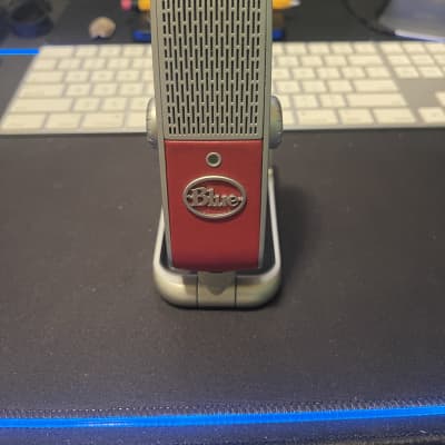 Blue Raspberry USB Microphone | Reverb