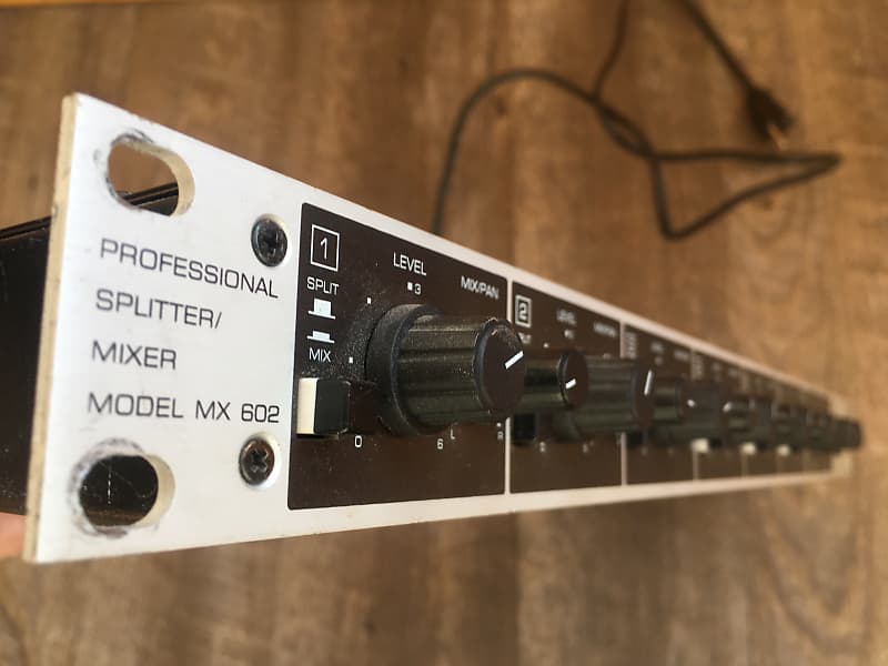 Behringer MX 602 Splitter/Mixer | Reverb