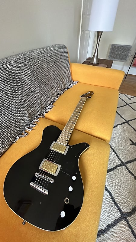 First Act Sheena 2000’s Transparent Black | Reverb