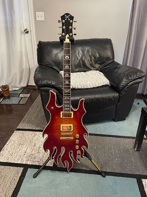 MINARIK Inferno - Cherry Burst MINT | Reverb