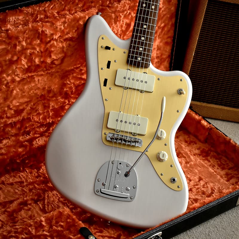 2023 Fender Japan Heritage 60’s Jazzmaster Nitro Lacquer | Reverb UK