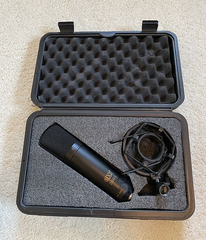 MXL 2001 Cardioid Large Condenser Microphone | Reverb