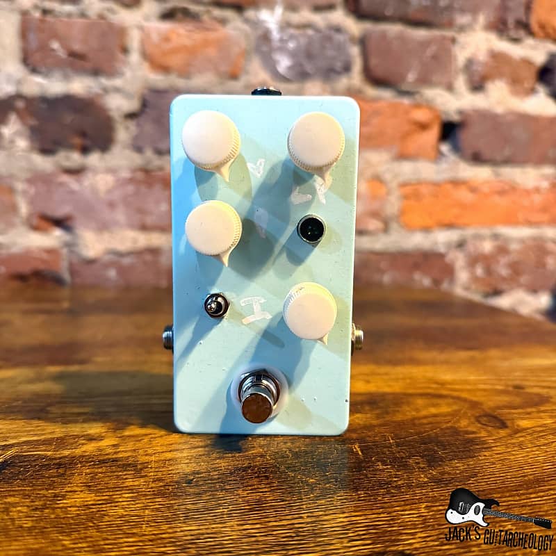 Local Prototype 8-Bit Crush Fuzz Pedal *USED* (2020s - Surf | Reverb