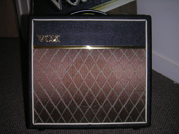Vox Pathfinder 15R V9168R Solid State Amplifier 15 Watts | Reverb