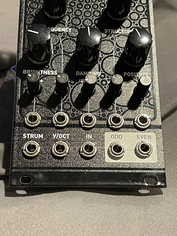 Momo Modular Mutable Instruments Rings | Reverb