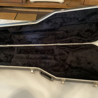 90's Washburn Stratocaster Style Black Chainsaw Guitar Case | Reverb