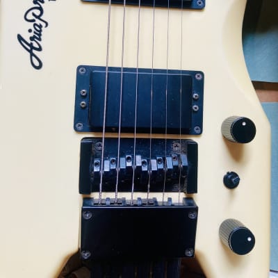 Aria Pro II Interceptor 1986 Blanc | Reverb