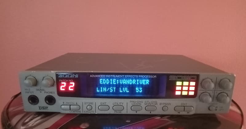 Zoom 9030 Advanced Instrument Effects Processor | Reverb