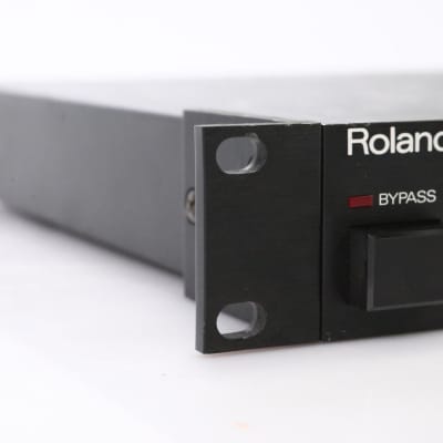 Roland SDE-3000A Digital Delay Rack Effect Signal Processor | Reverb