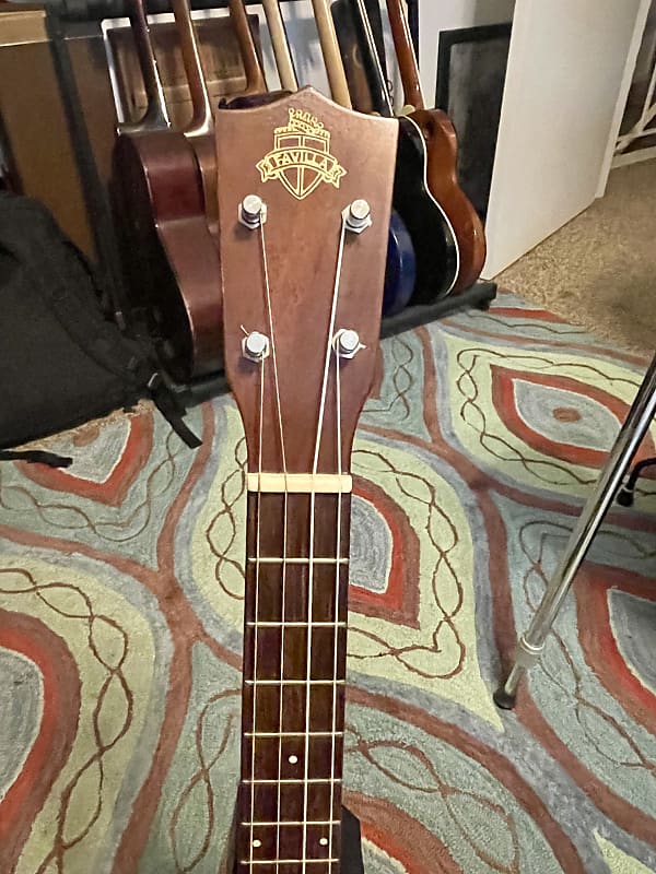 Favilla B-2 Baritone 1953-60's - Dark Mahogany | Reverb