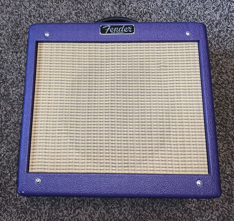 Fender pro Junior III 15-Watt 1x10" Guitar Combo tube amp | Reverb