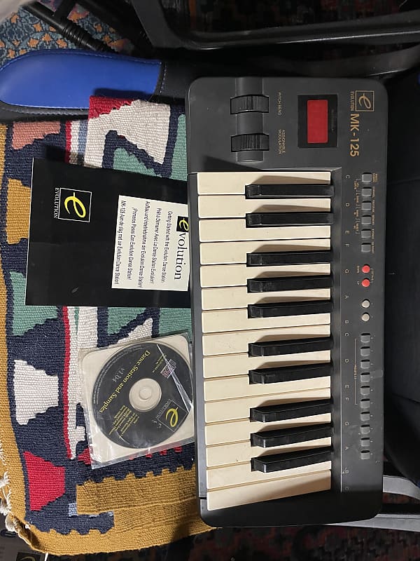 Evolution MK-125 MIDI Controller | Reverb