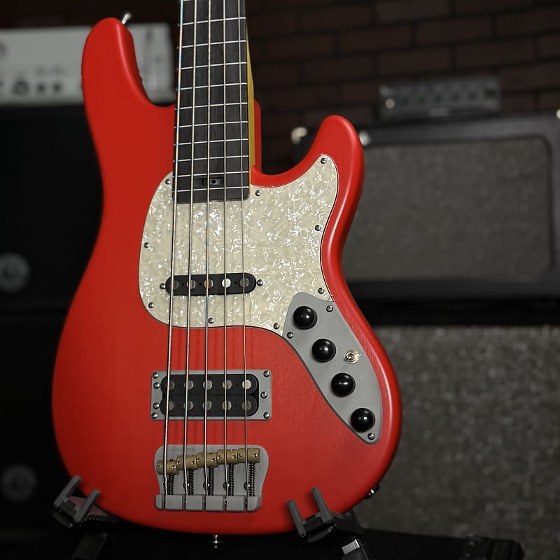 Woodcraft Ampmaster 5 String Medium scale 32" Electric Bass | Reverb