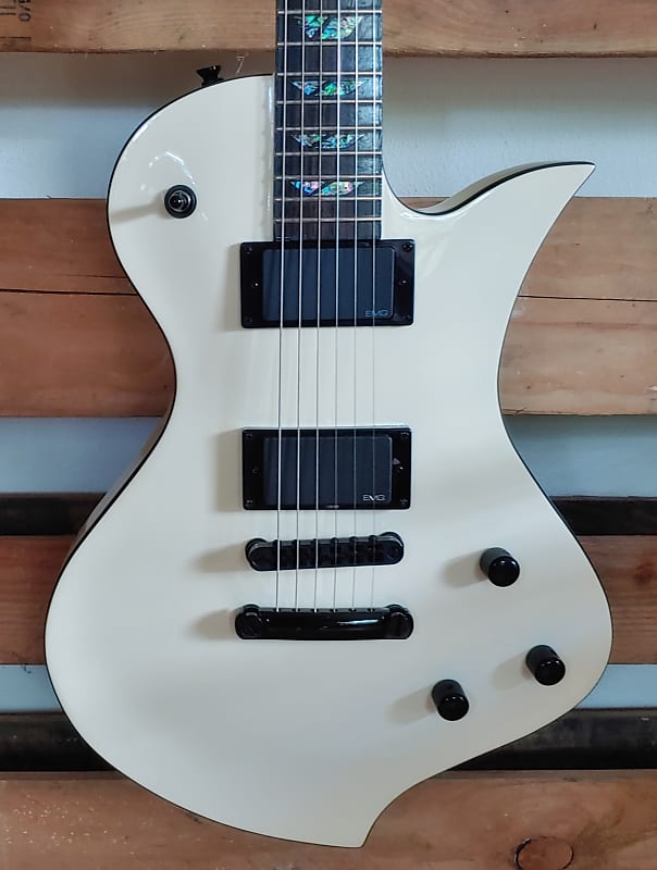 2009 Fernandes Ravelle Deluxe Ivory Free Shipping | Reverb