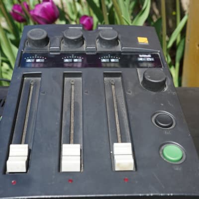 Yellowtec YT2000 Intellimix Digital Desktop Audio Mixer | Reverb