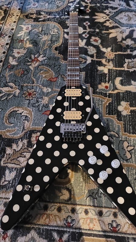 GMW guitarworks Randy Rhoads V polka dot flying v 2017 Black | Reverb