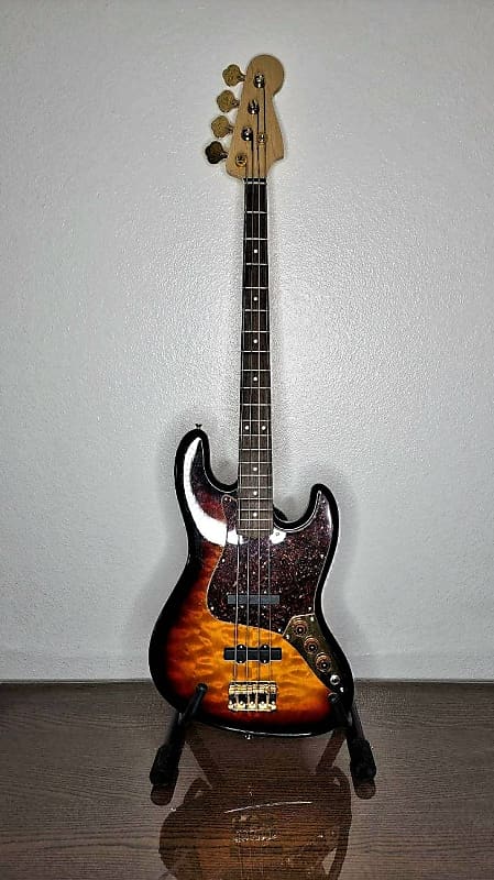 Modulus Vintage J bass 4 strings Original Color | Reverb