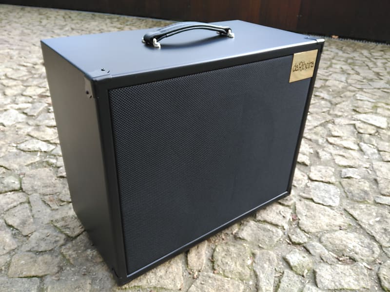 daRibeira 112 Guitar Cabinet in Ash Wood Translucent Black w/ | Reverb