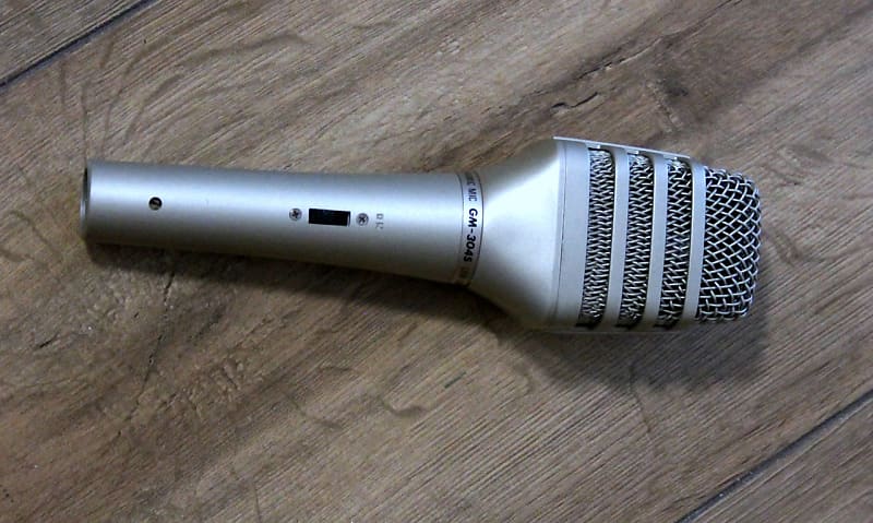 TOA GM-304S microphone | Reverb