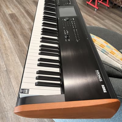 Korg Kronos 2 76 Key Workstation | Reverb