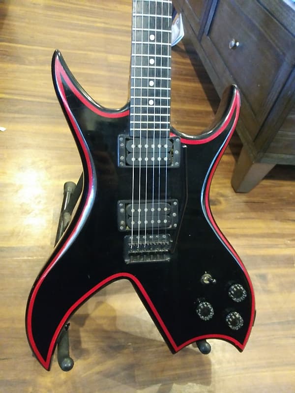 Hondo Formula 1 (BC Rich Copy) 80s Black W/ Red Pin Strip | Reverb