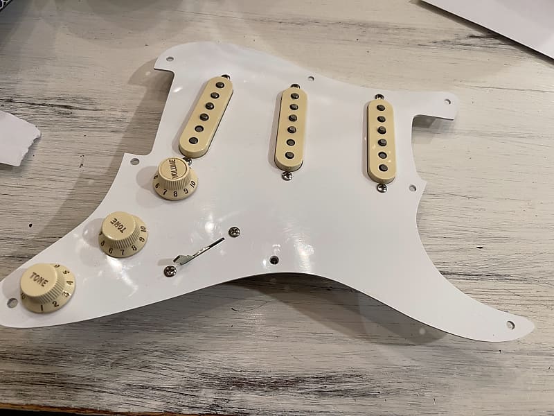Fender Loaded Pickguard- Vintera 50s Strat w/S1 Switching | Reverb