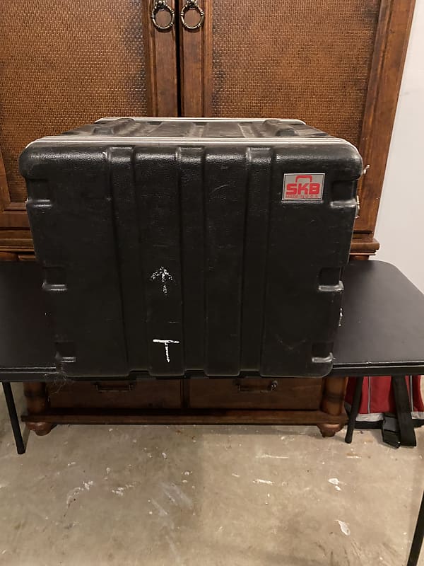 SKB 8 Space RackCase | Reverb