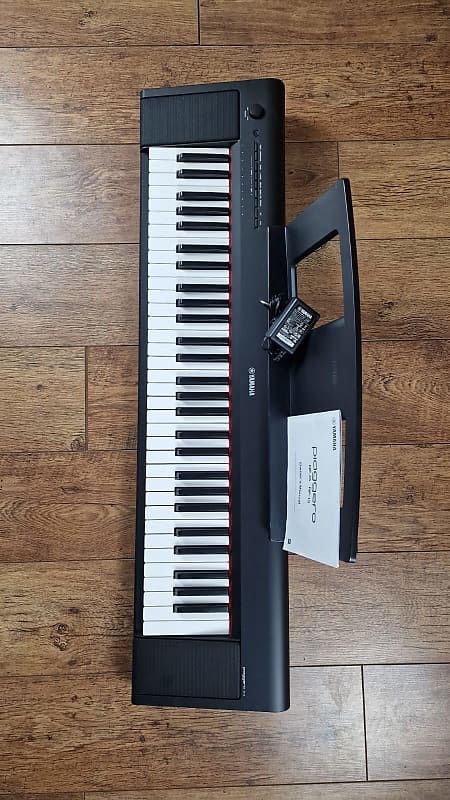 YAMAHA NP-15 PIAGGERO BLACK 61 KEY TOUCH SENSITIVE KEYBOARD | Reverb