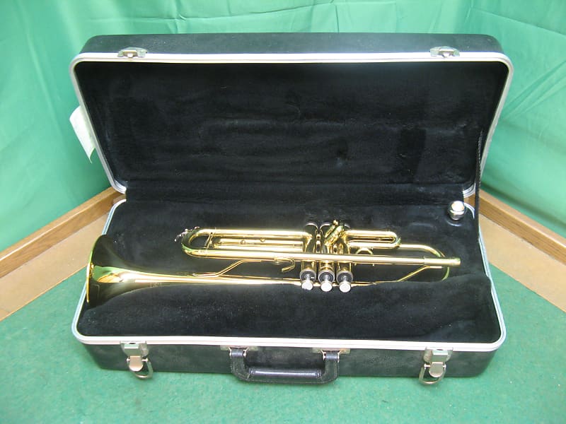 Bundy Trumpet - Excellent & Reconditioned - Solid Bach Case | Reverb