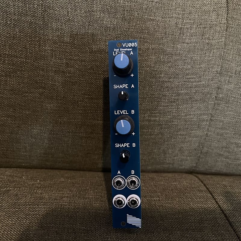 Syntonie VU005 Dual Waveshaper LZX format video synth module | Reverb