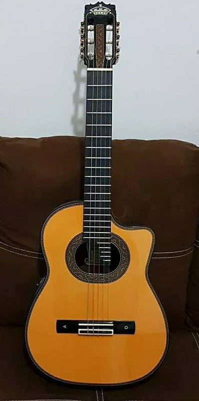 Juan Pimentel Ramirez Gilberto Puente Requinto 2010 | Reverb