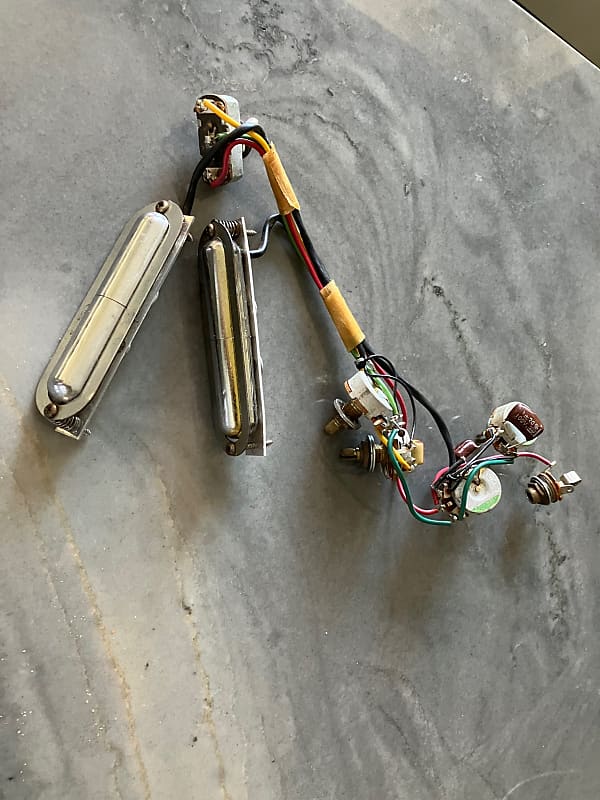 Danelectro Silvertone Coral 1966 Pickups and Complete Wiring | Reverb