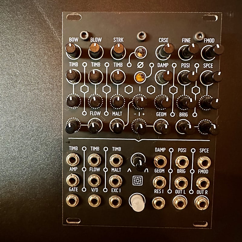 Antumbra Atom Mutable instruments elements Momo Modular build | Reverb