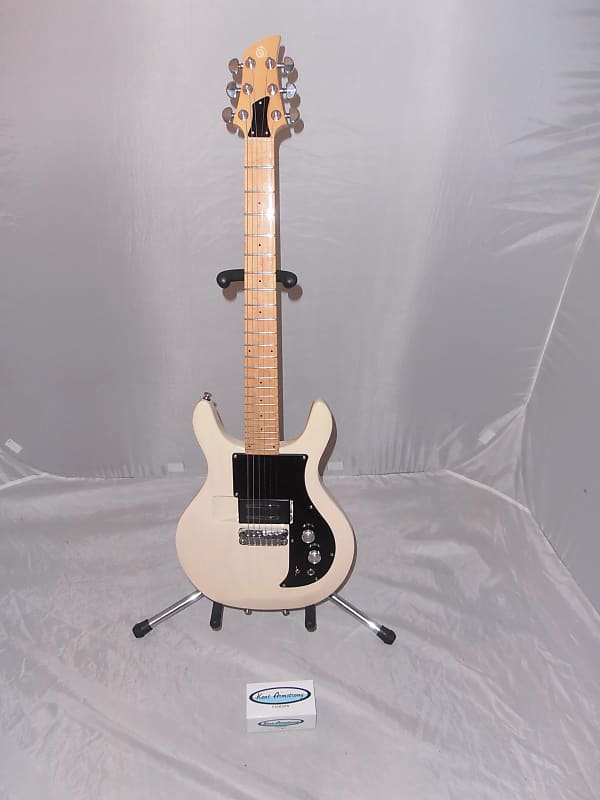 Ampeg AMG100 - Blonde with extra pickup, excellent! | Reverb