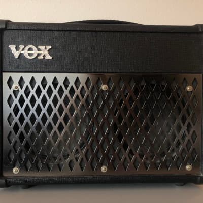 Vox DA10 Combo Amp | Reverb