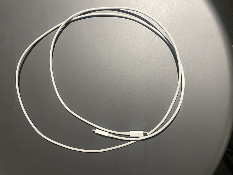 Apple Thunderbolt 2 cable • 2 meter | Reverb