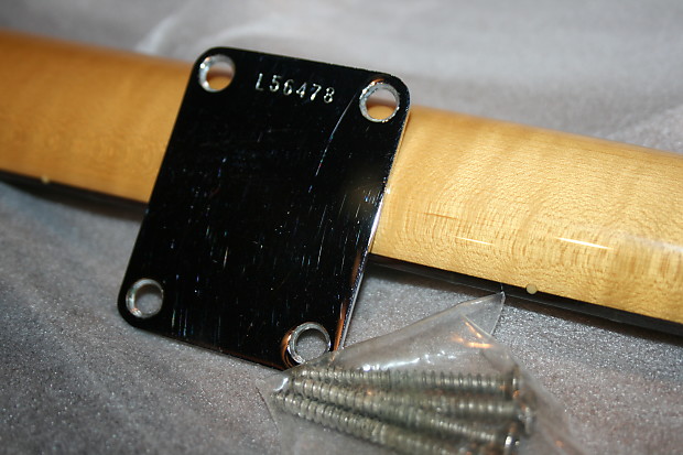 Fender Mustang Neck Plate + Screws 1965 L Series - Vintage | Reverb UK