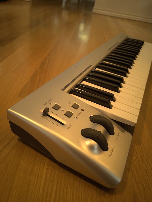 M-Audio Keystudio 49 Key Midi Keyboard | Reverb