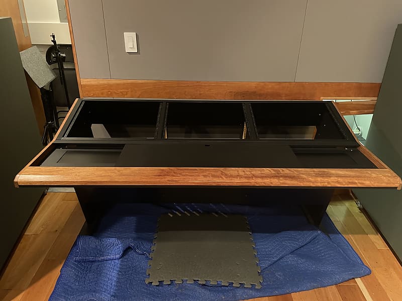 Sterling Modular Multi-Station 3 Bay - African Rosewood | Reverb