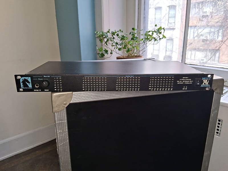 MOTU 24i Audio/Digital Interface | Reverb