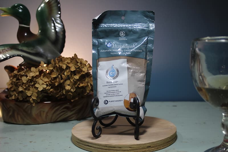 Planet Waves Humidipack Automatic Humidity Control System | Reverb